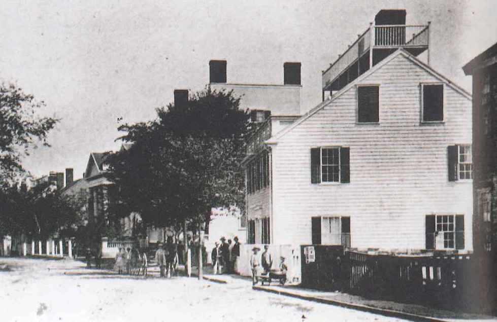 100 Main Street - Nantucket Preservation Trust